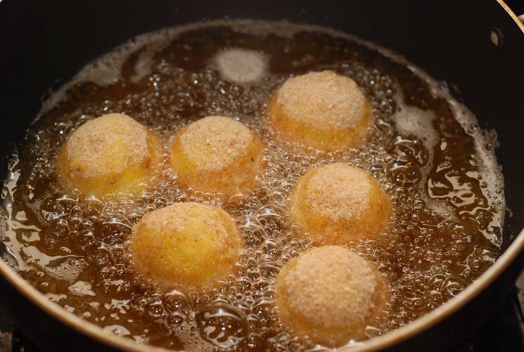 Tapioca - fish Balls / Kerala Recipes | Yummy O Yummy