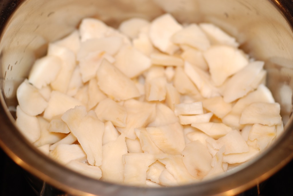 Unakka Kappa (Dried Tapioca) Vevichathu | Yummy O Yummy