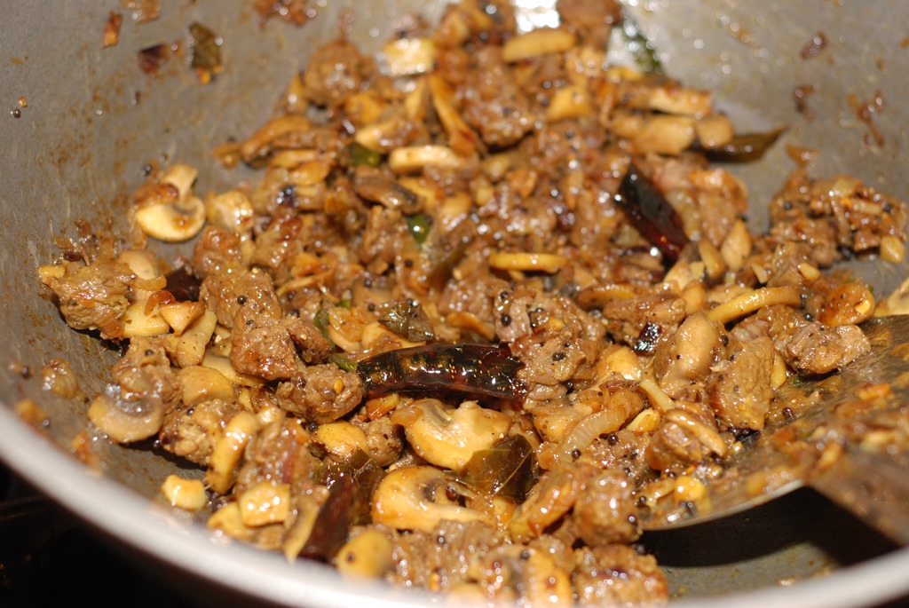 Mushroom Beef Ularthiyathu | Yummy O Yummy