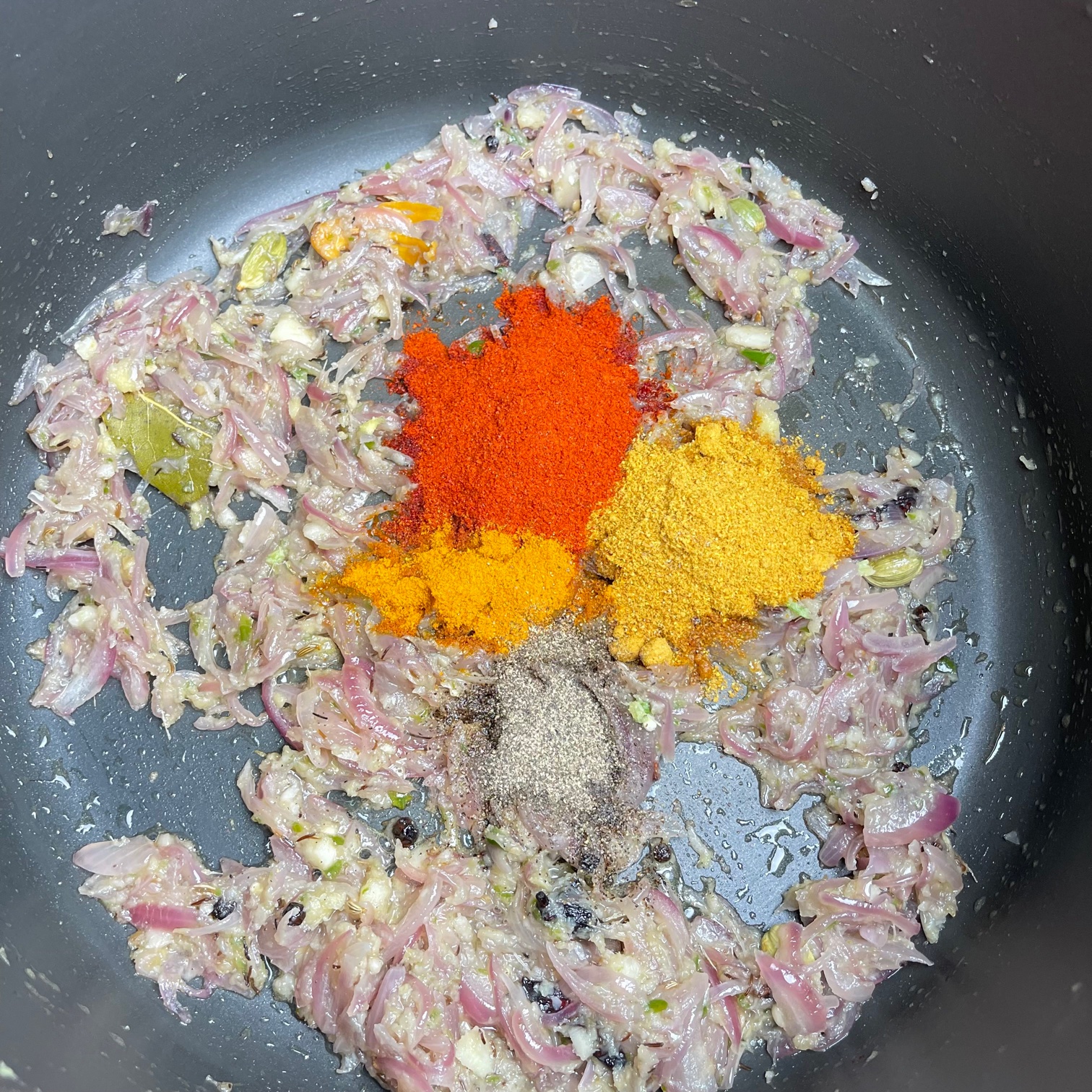 Thalassery Style Erachi Choru (With Chicken) / Kozhi Choru | Yummy O Yummy