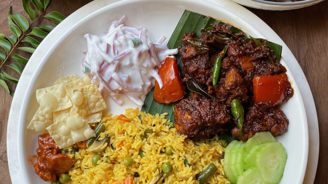 Egg Dosa / Mutta Dosa With Video | Yummy O Yummy